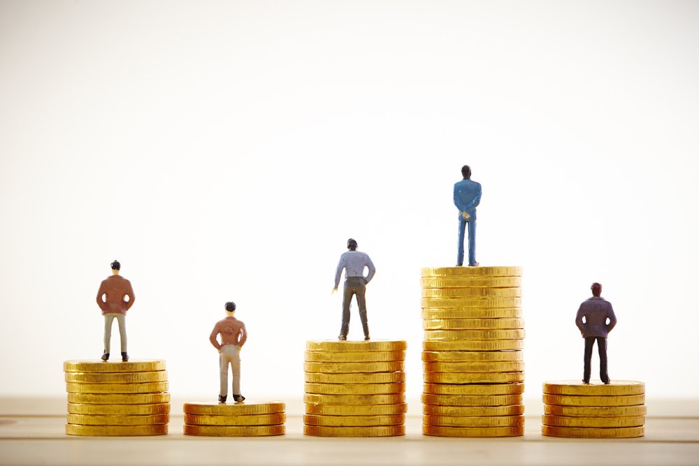 Salary thresholds highly skilled migrants and Blue Card holders 2025